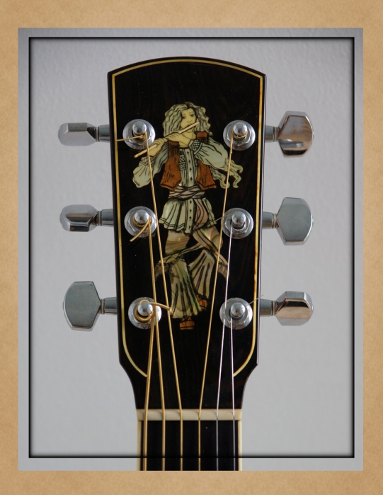 Larrivée Guitars - Inlay